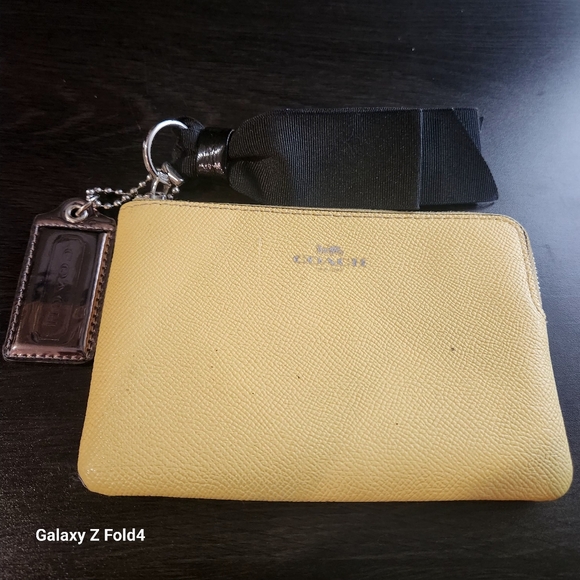 Coach | Bags | Coach Crossgrain Corner Zip Wallet | Poshmark